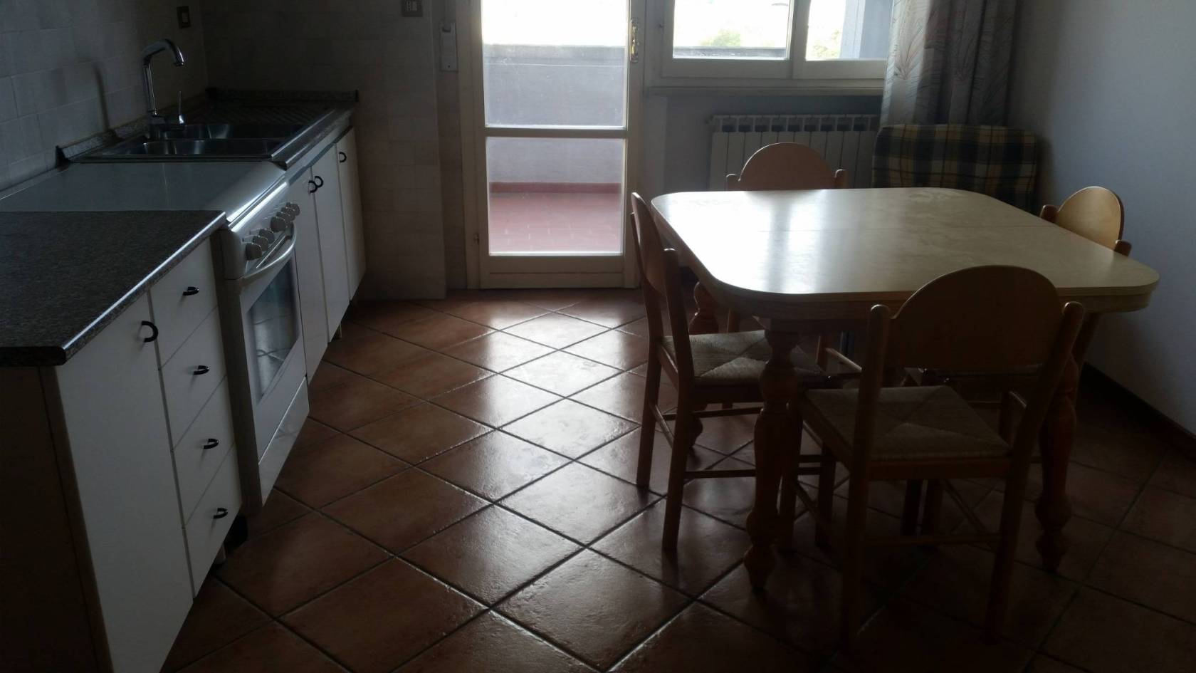 Trilocale via Aldo Moro 72, Centro, Fabriano