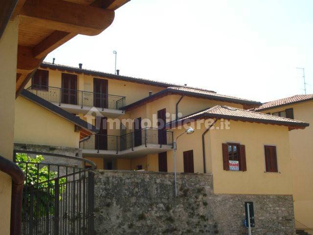 Villa a schiera Contrada La Torre 3, Centro, Casnate con Bernate