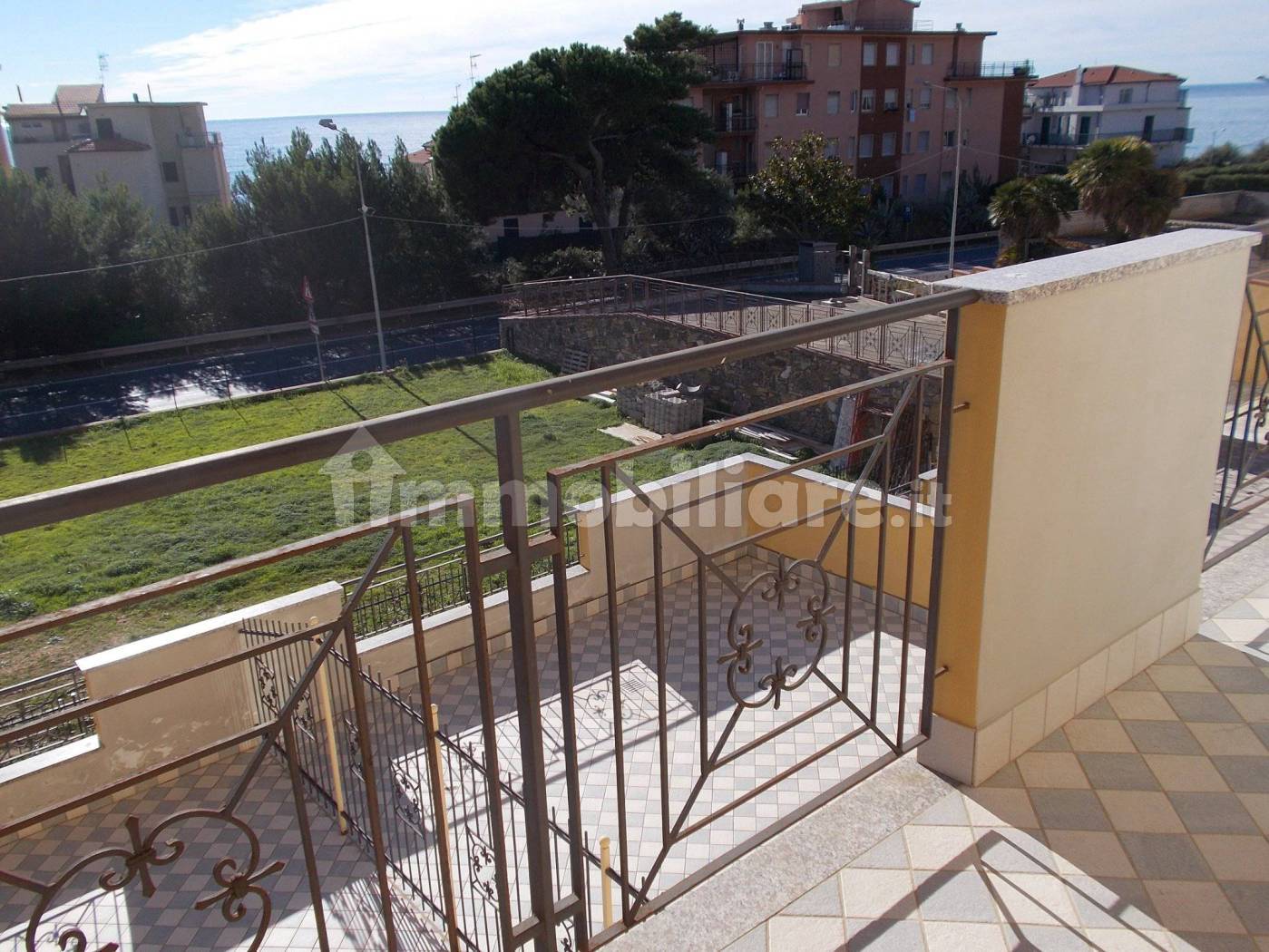 Monolocale nuovo, primo piano, Riva Ligure