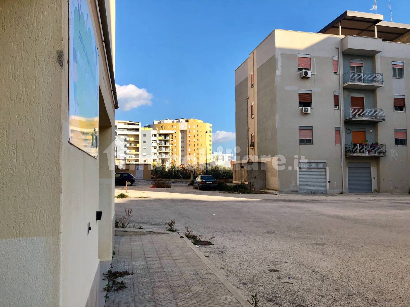 Locale commerciale in Vendita