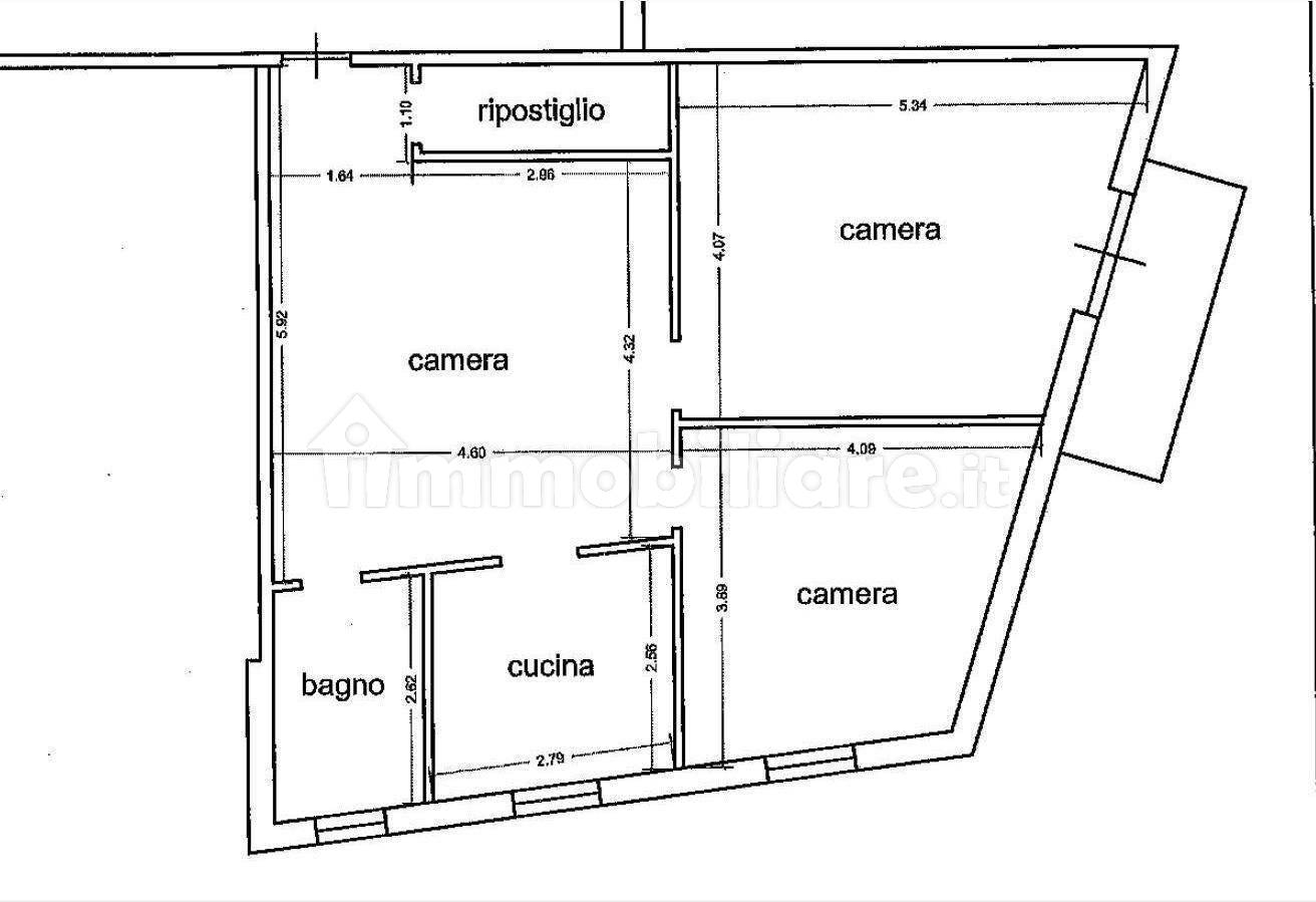 Trilocale via Giuseppe Garibaldi 15, Bianco