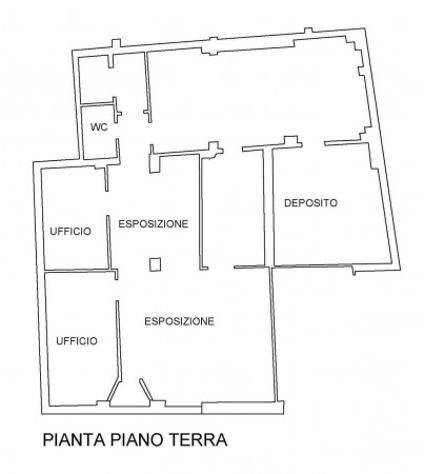 Locale commerciale in Vendita