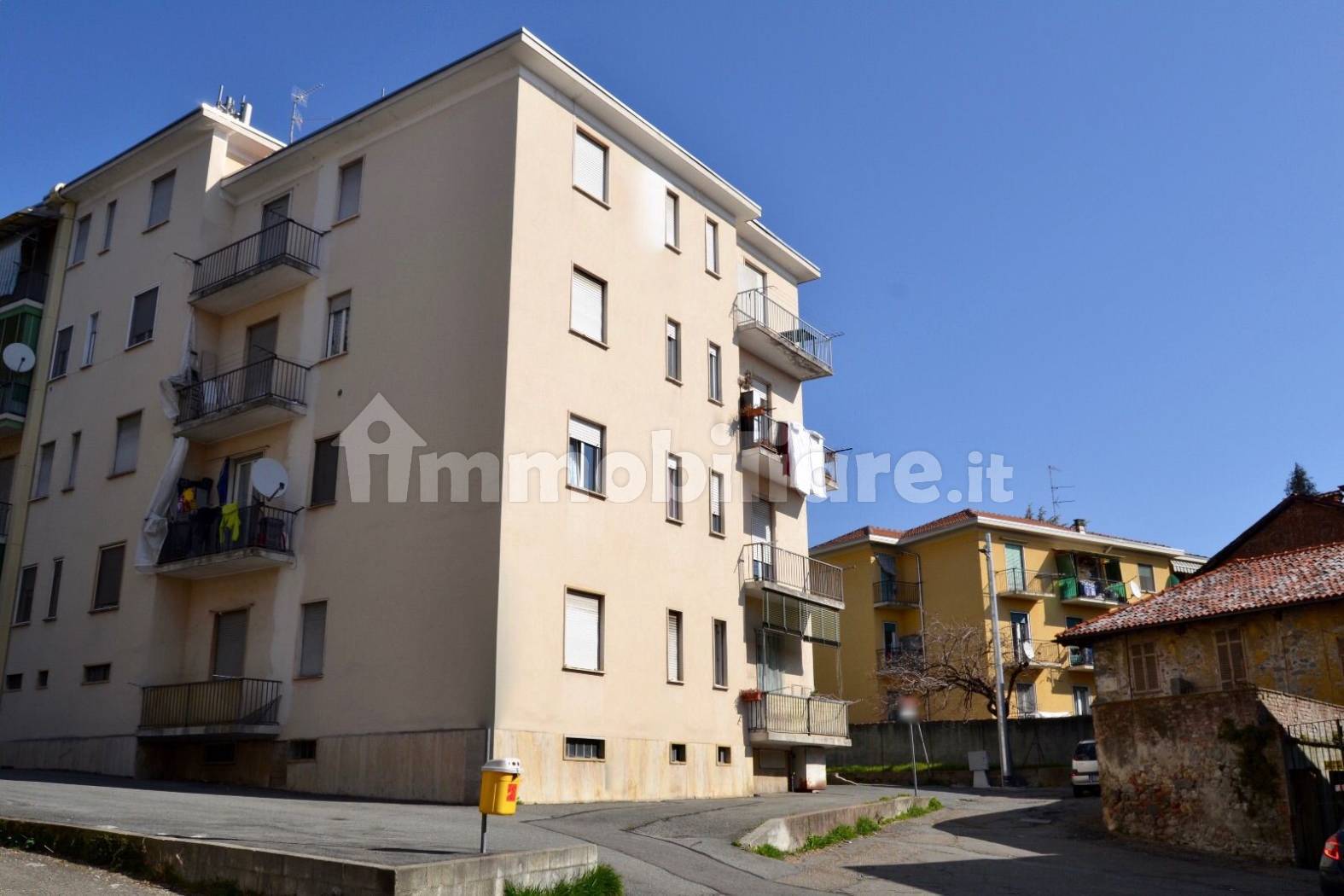 Trilocale vicolo Ciro Menotti 1, Chiavazza, Pavignano, Vaglio, Biella
