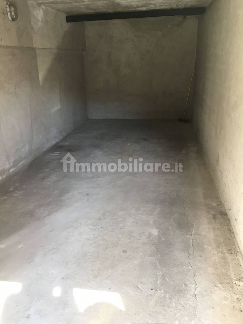 Garage - Box in Vendita