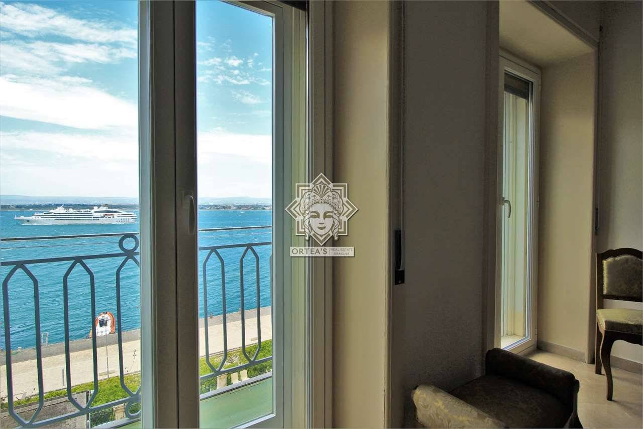 Appartamento piazza Duomo 6, Ortigia, Siracusa