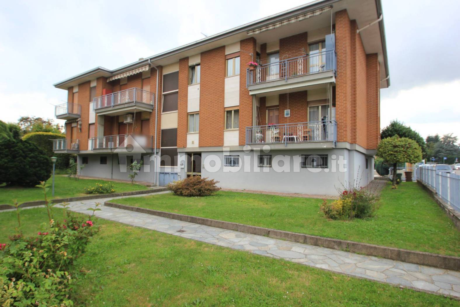 Bilocale via Iside Viana 49, Candelo