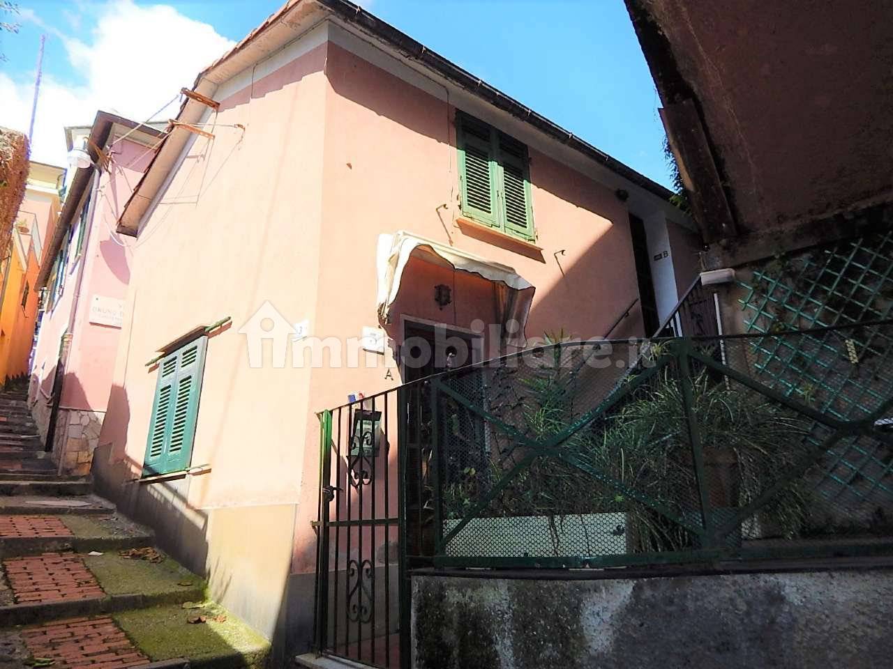 Quadrilocale via Romero, Sant'Ilario, Genova