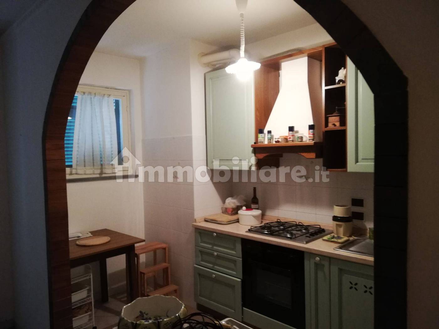 Bilocale piazza Vittorio Emanuele 28, Centro, Varese Ligure