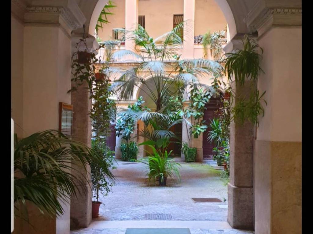 Locale commerciale via Natale del Grande, Roma, rif. 74794862 ...