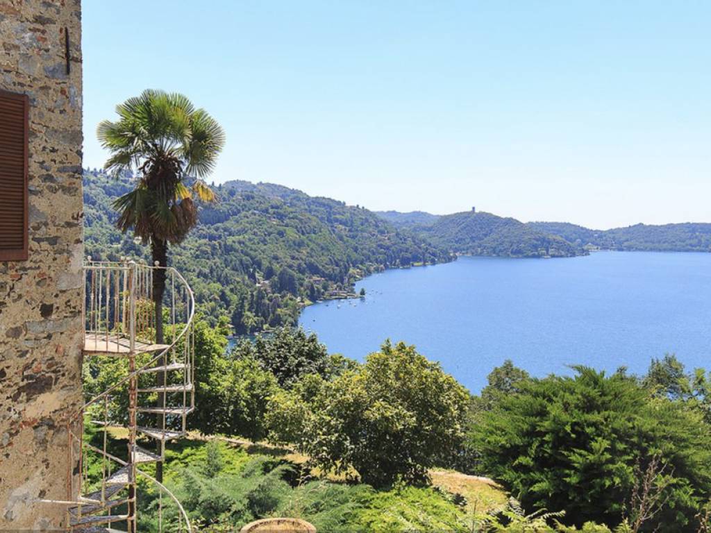 Vendita Casale in via Novara Orta San Giulio. Ottimo stato, posto auto ...