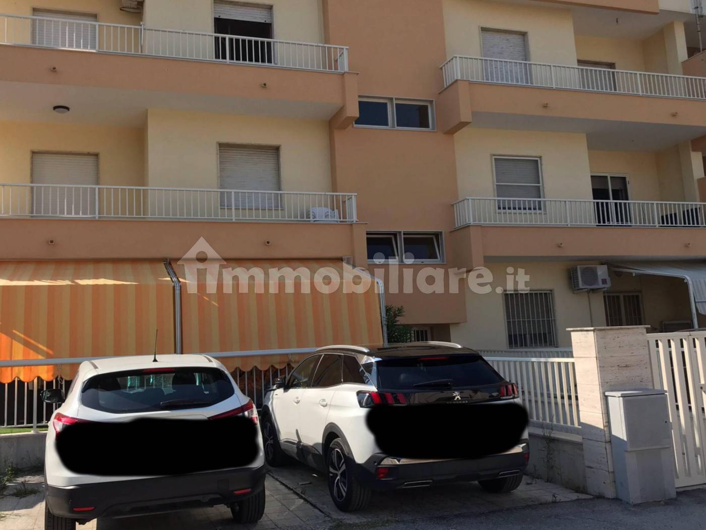 Trilocale via delle Ginestre 12, Lido Campomarino, Campomarino