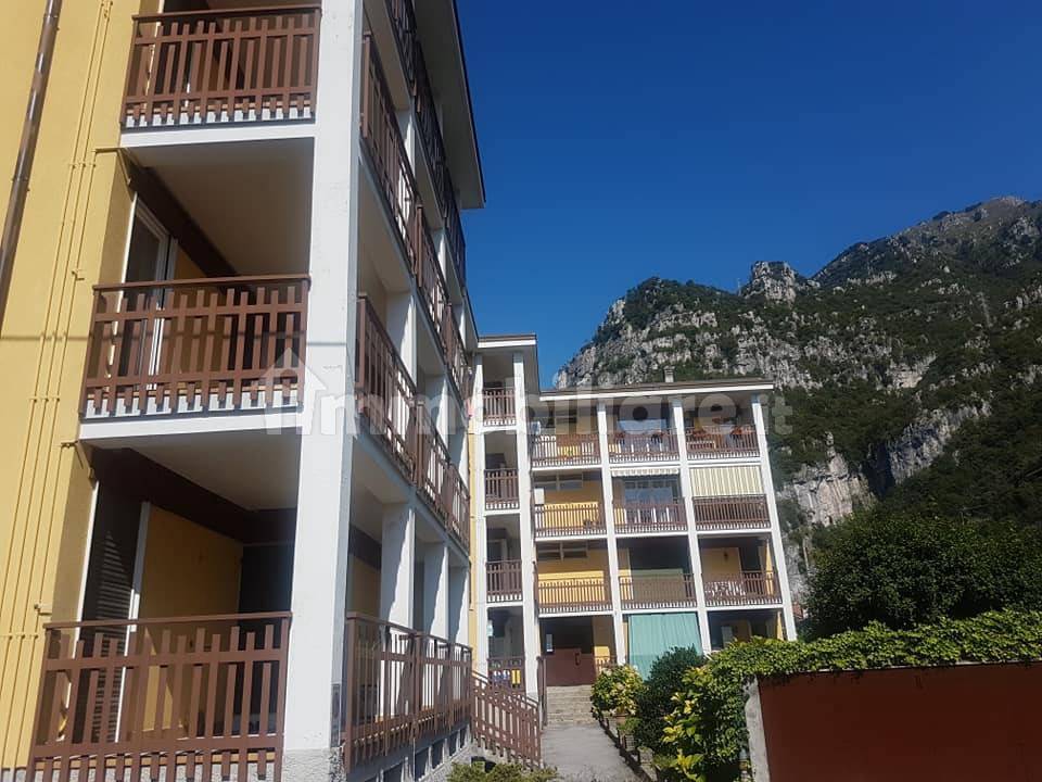 Trilocale via Roccolo 15, Centro, Ballabio