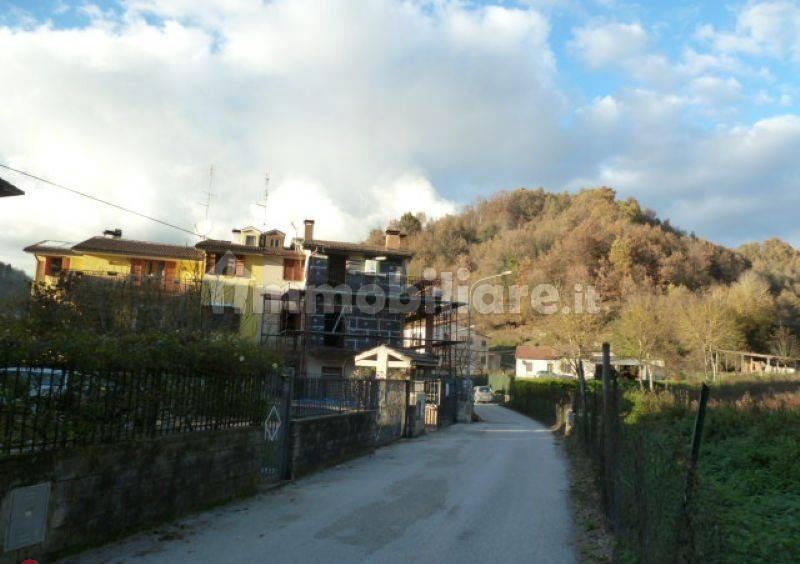 Trilocale da ristrutturare, piano terra, Centro, Carsoli