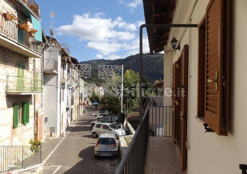 Trilocale corso Umberto I, Pereto