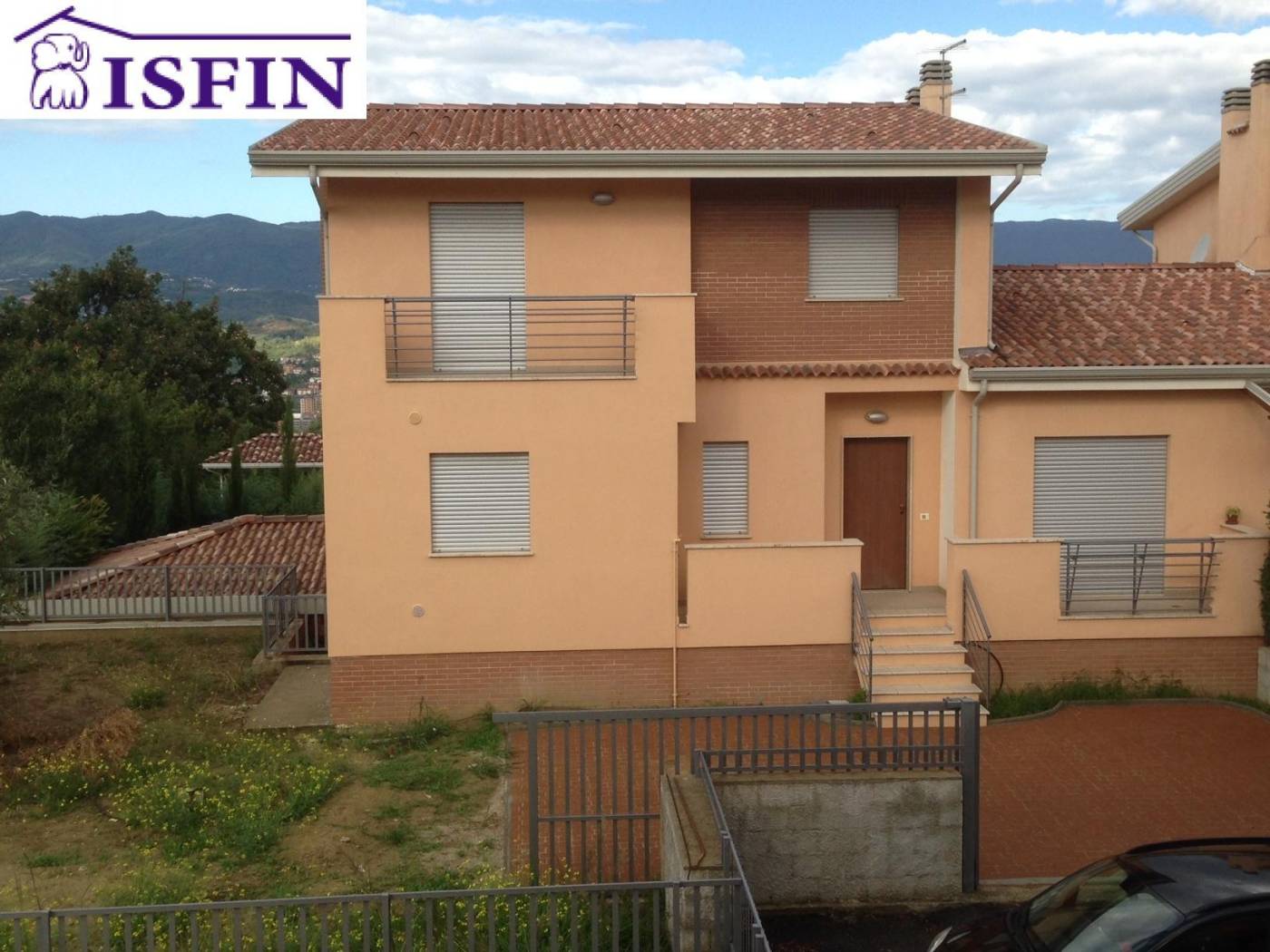 Villa a schiera viale della Resistenza, Zumpano