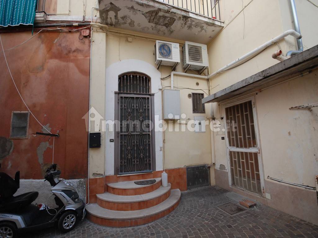 Bilocale piazza Purgatorio, Centro Storico, Foggia