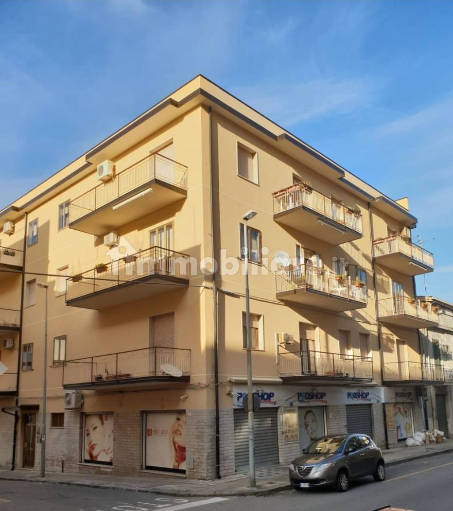 Appartamento via Francesco Cilea 88, Centro, Palmi