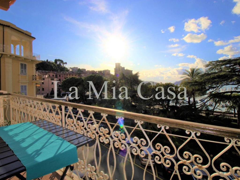 Vendita Appartamento Lerici. Bilocale in via Roma. Ottimo stato ...