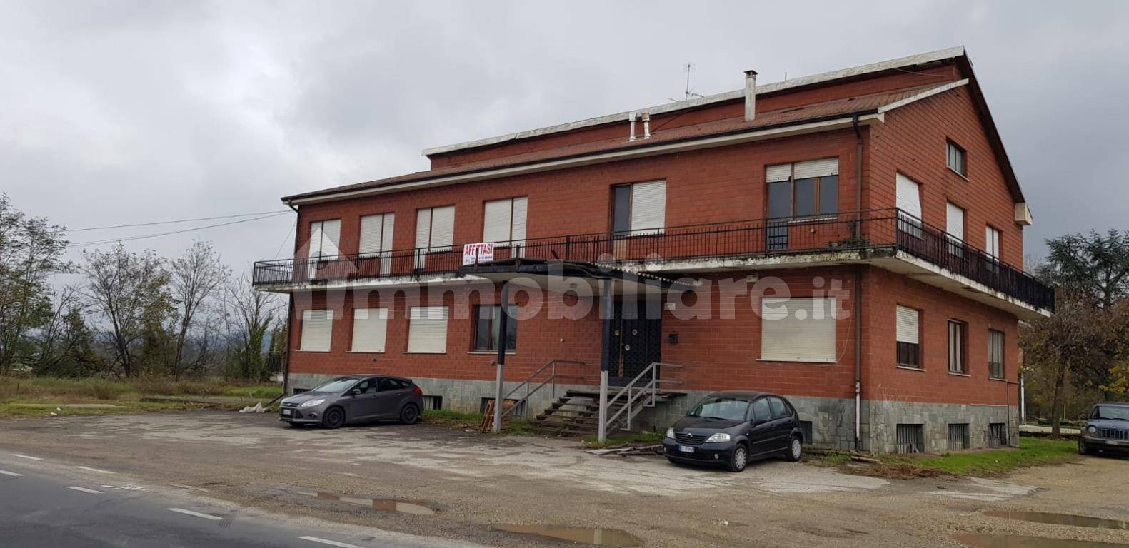 Locale commerciale in Vendita