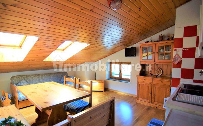 Bilocale via V Alpini, 20, Centro, Chiesa in Valmalenco