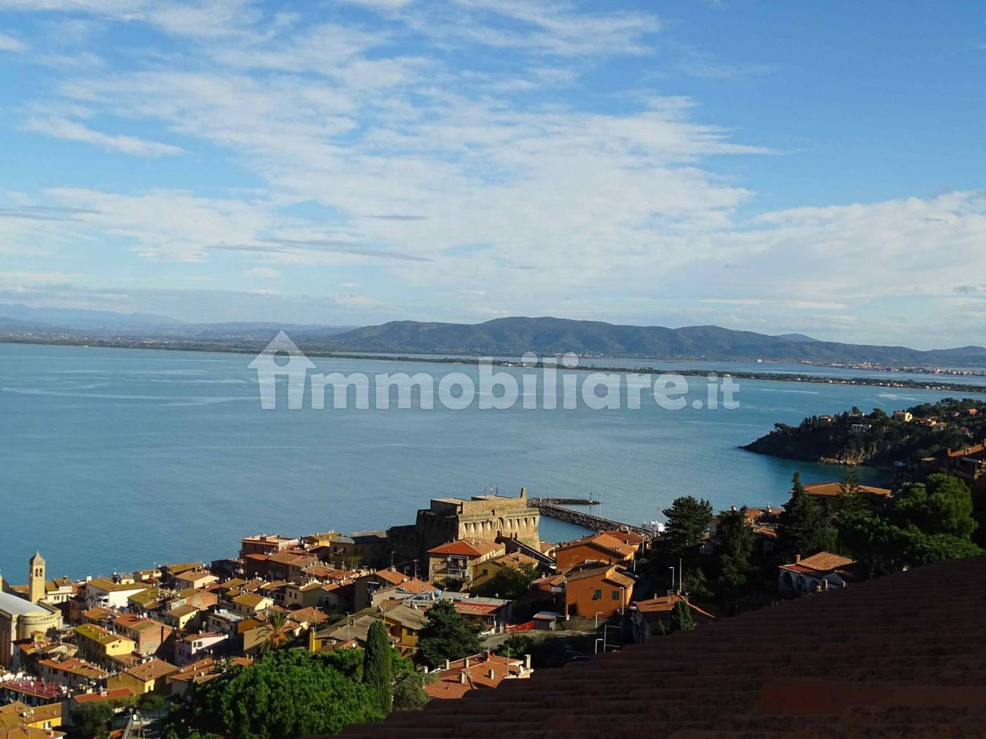 Appartamento nuovo, quinto piano, Porto Santo Stefano, Monte Argentario
