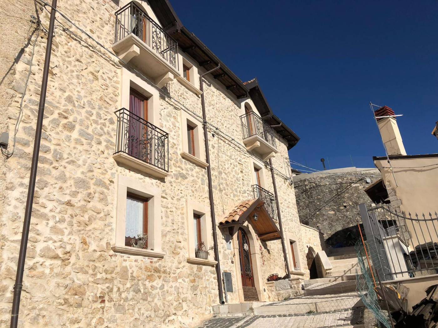 Trilocale via 21 Aprile 6, Centro, Rocca di Cambio