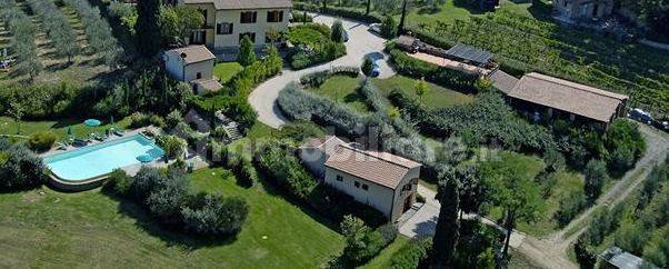 Agriturismo in Vendita