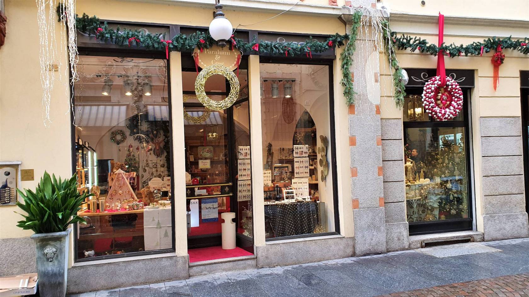 Locale commerciale in Vendita