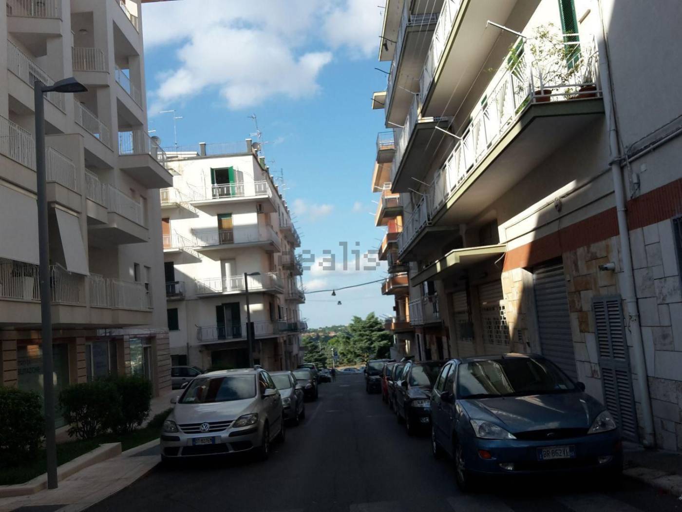 Locale commerciale in Vendita
