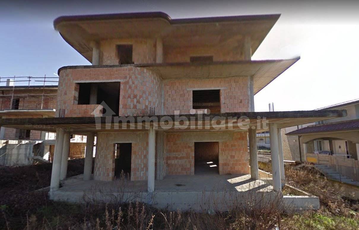 Villa plurifamiliare Strada Provinciale Benevento-Apice Nuova 00, Apice