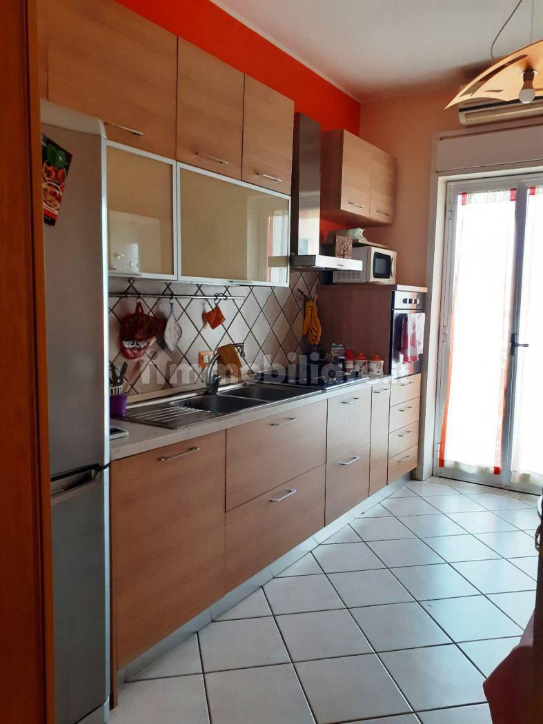 Quadrilocale via Gabriele Amico Valenti 45, Centro, Caltanissetta