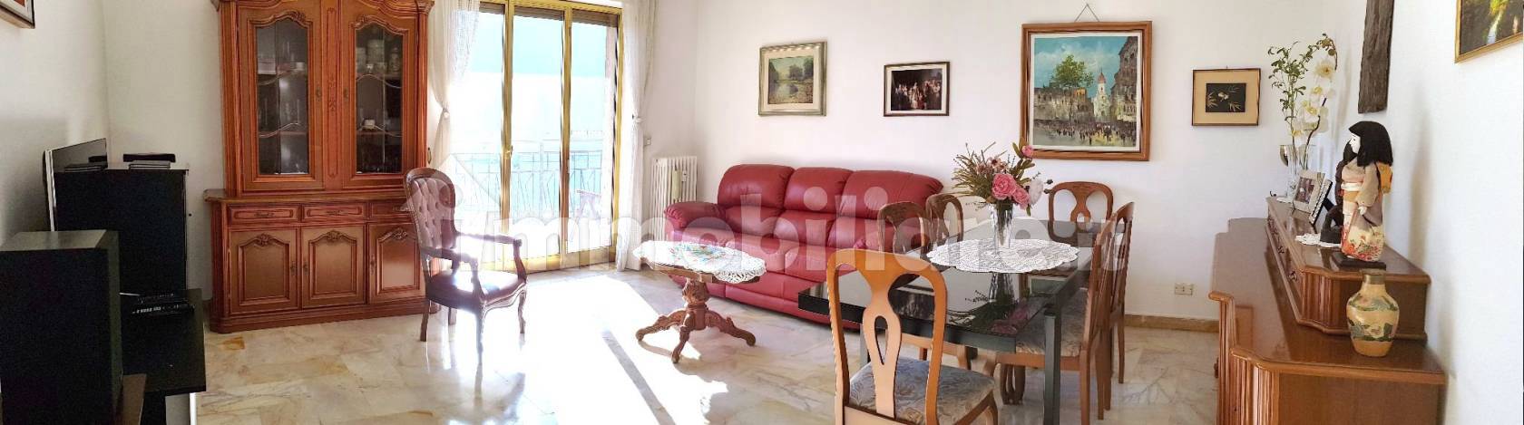 Trilocale via A  Vuillerminaz 42, Centro, Saint-Vincent