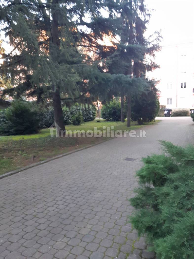 Bilocale buono stato, piano rialzato, Dante - Cheope, Piacenza