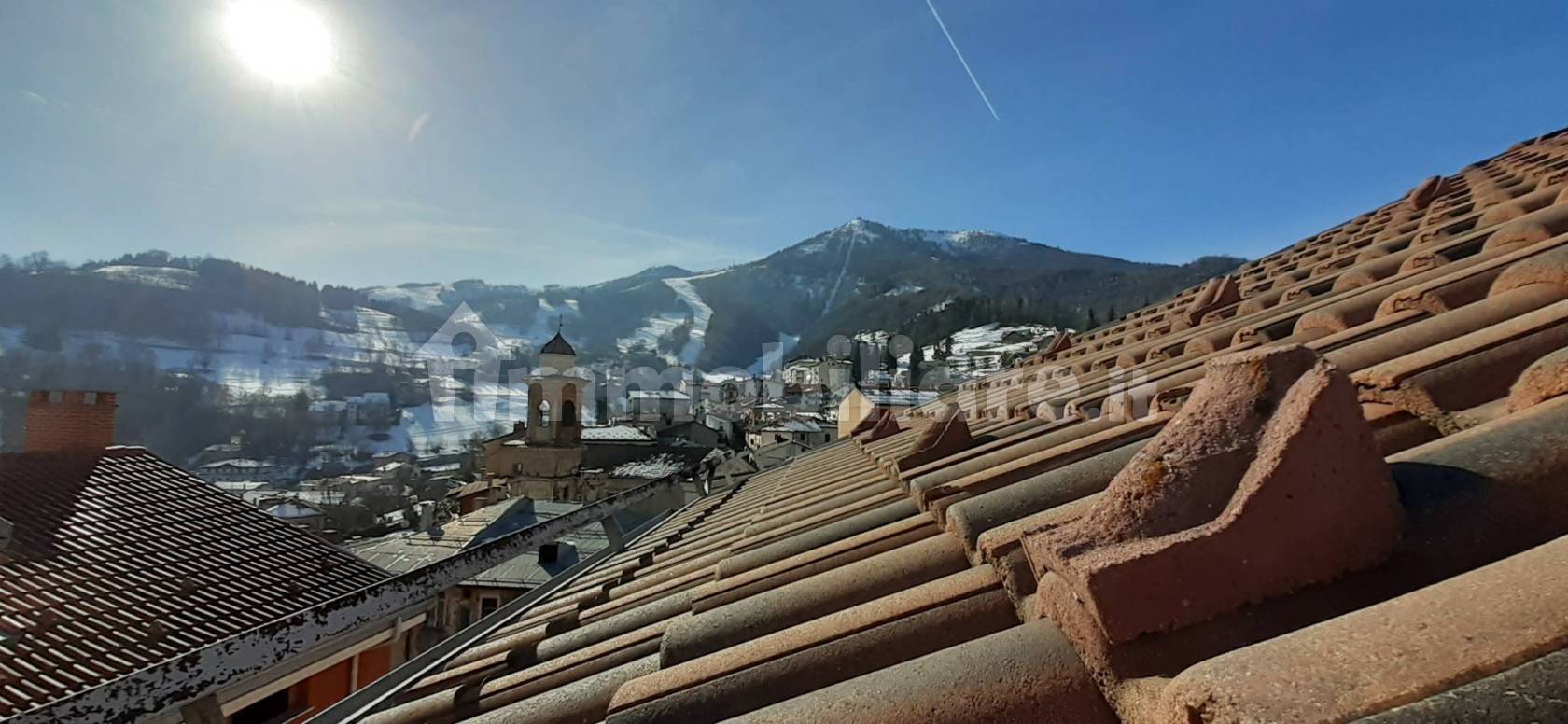 Locale commerciale in Vendita