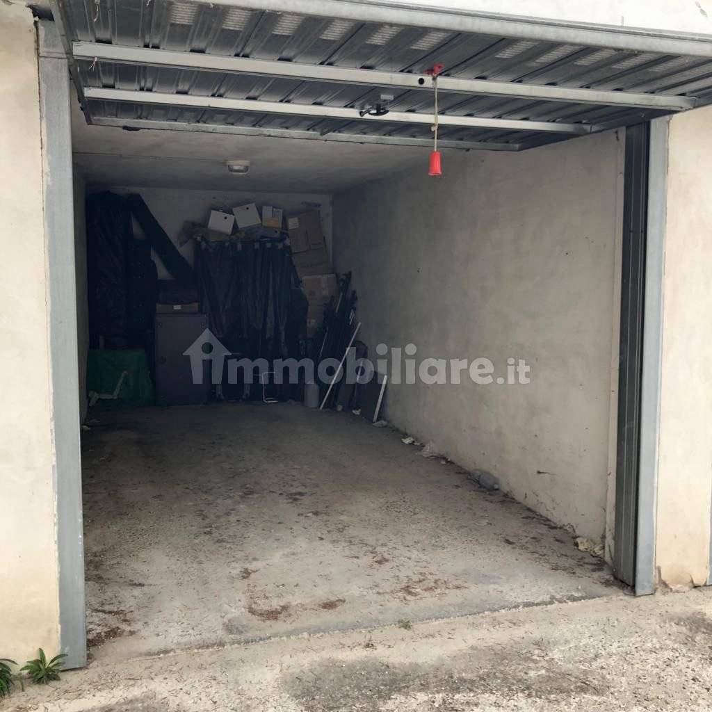 Garage - Box in Vendita