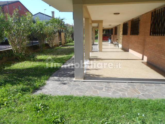 Appartamento via Angeli, Centro, Adria