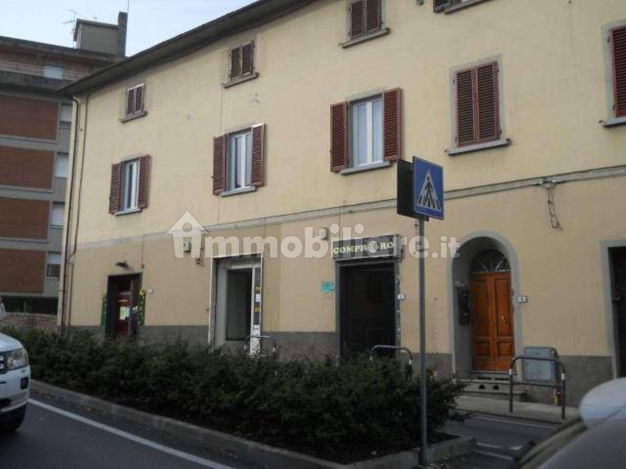 Locale commerciale in Vendita