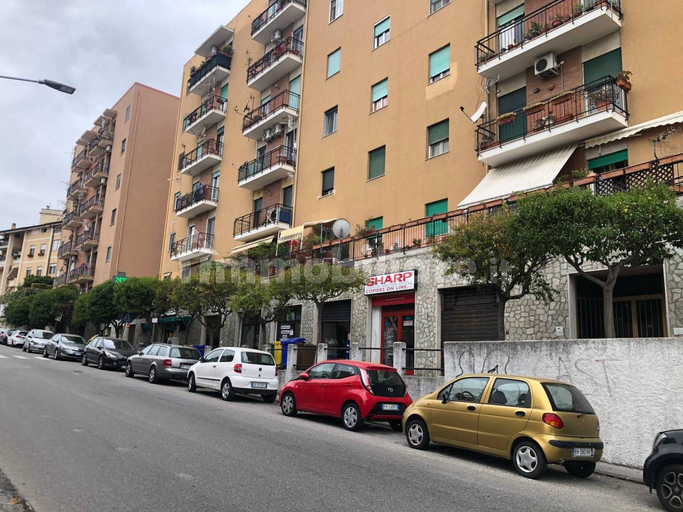 Locale commerciale in Vendita