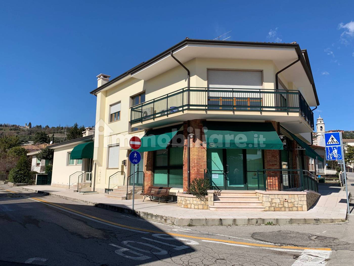 Panificio con laboratorio in Vendita