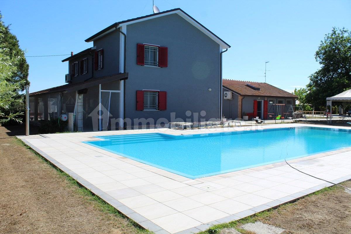 Villa unifamiliare Strada Poderale Caligà 9, Lido delle Nazioni, Comacchio