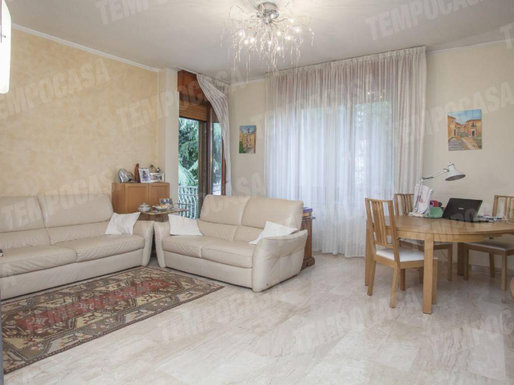 Vendita Appartamento Novate Milanese. Trilocale in via Vialba. Ottimo ...