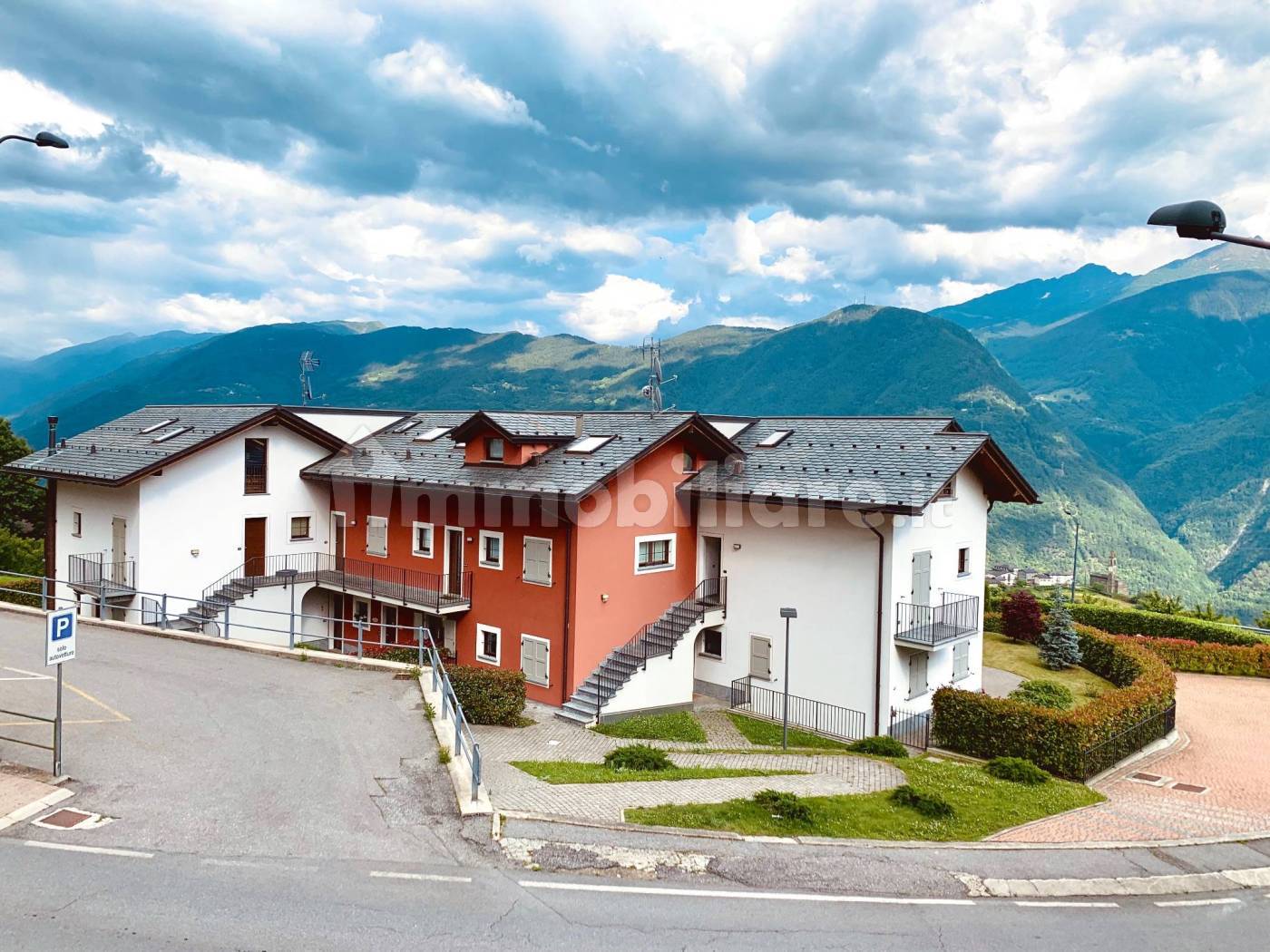 Trilocale via Roma, Centro, Teglio