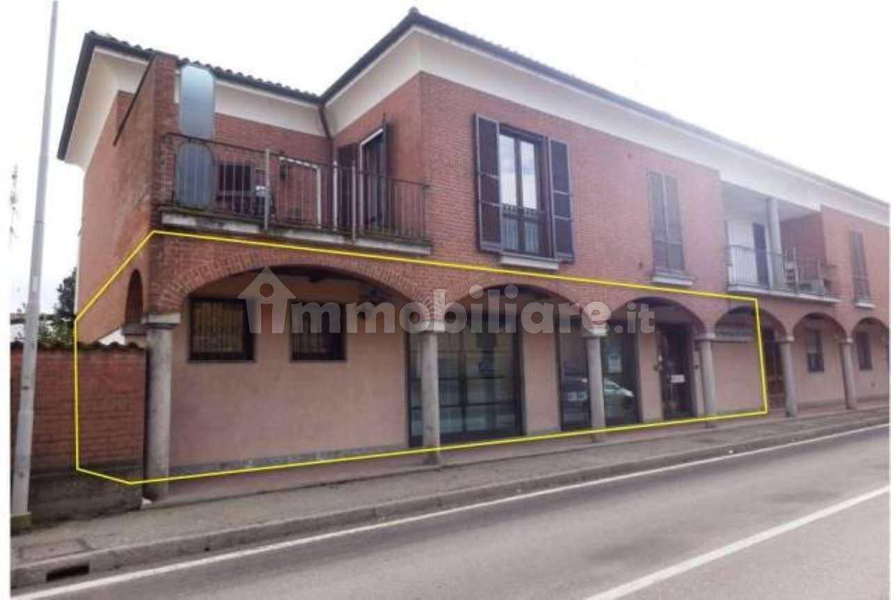 Locale commerciale in Vendita