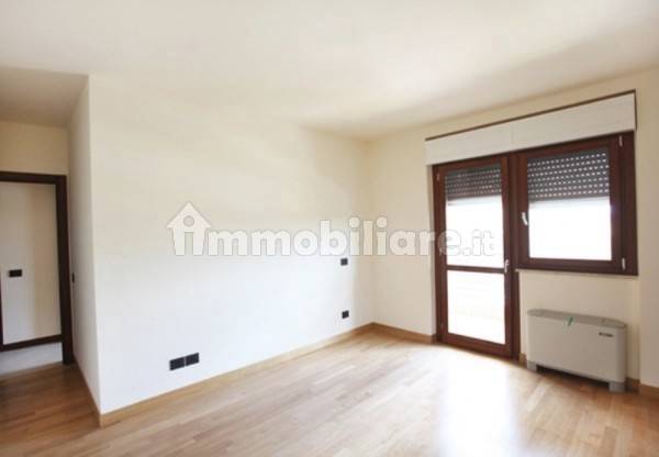 Monolocale via Passo del Turchino 20, Tufello, Roma