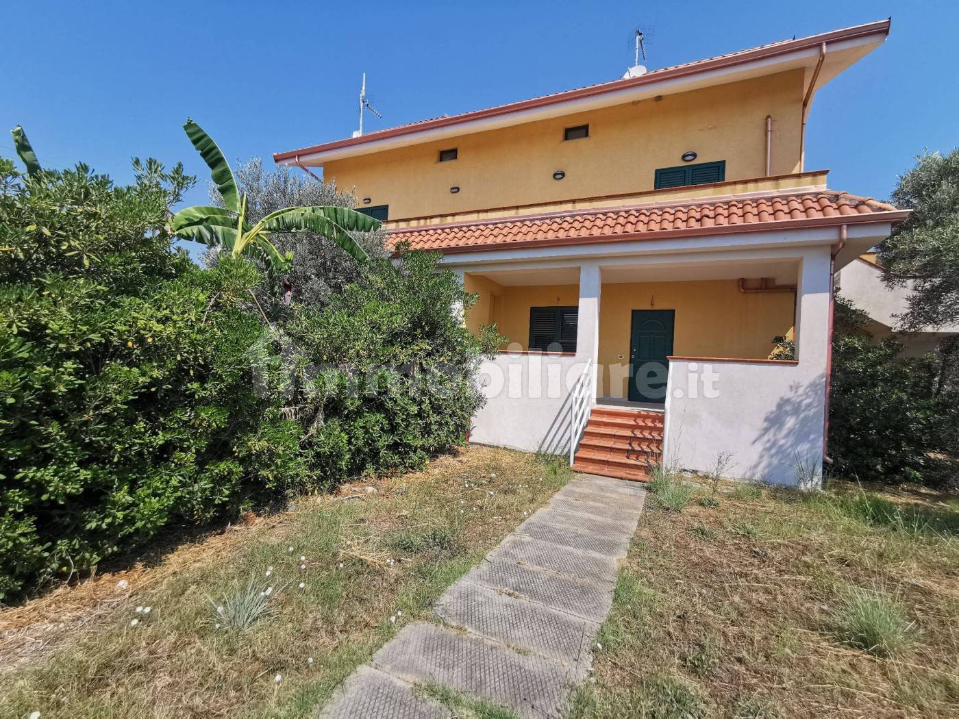 Appartamento in villa via dei Gelsi, Isca sullo Ionio