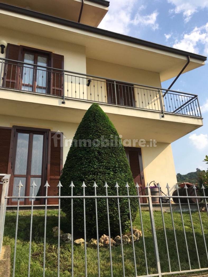 Quadrilocale via Roma, Centro, Calamandrana