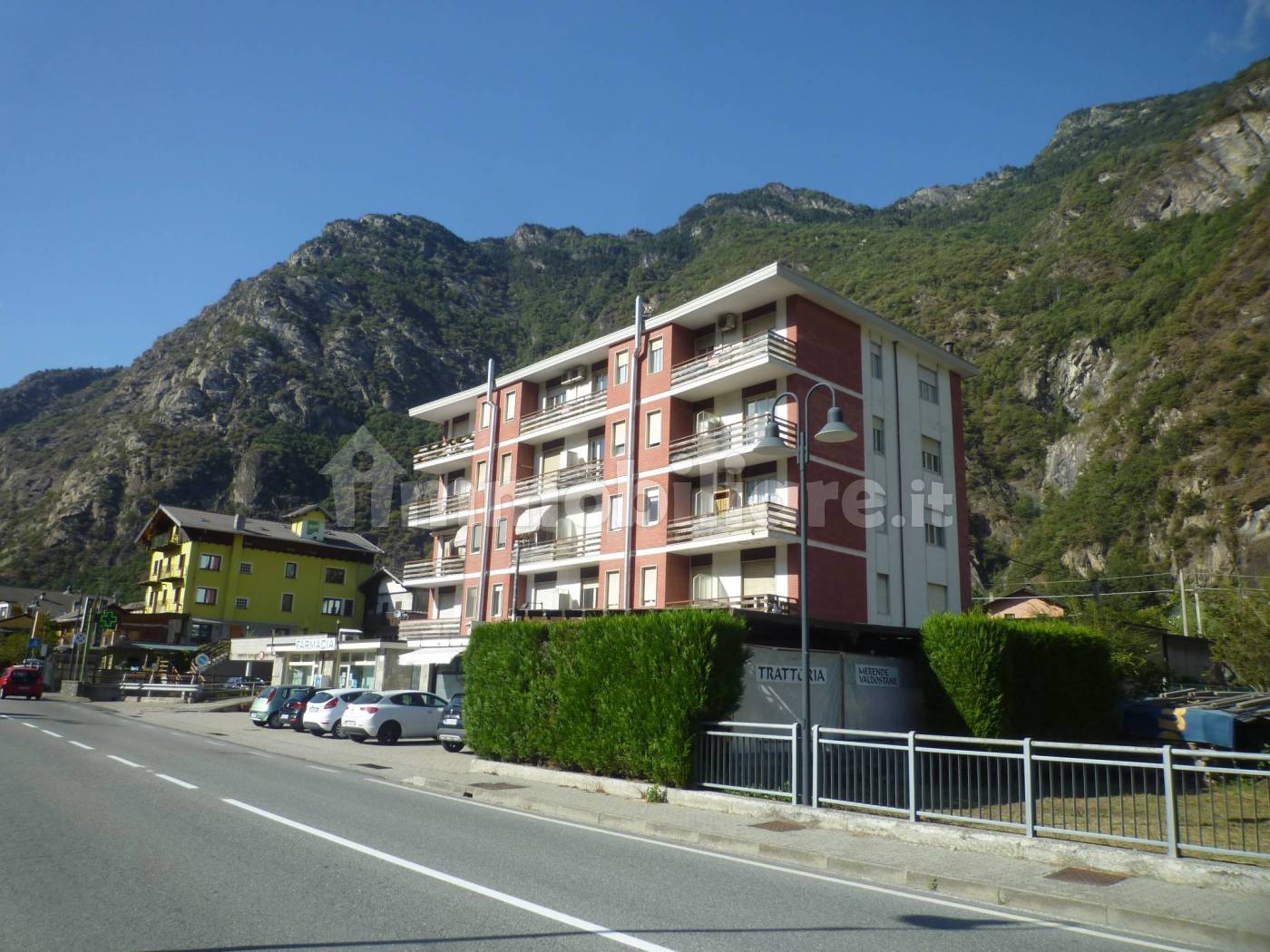 Bilocale frazione Clapey, Centro, Arnad