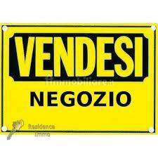Locale commerciale in Vendita