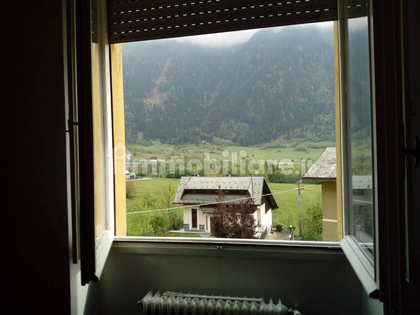 Quadrilocale via 1 Maggio 17, Centro, Sondalo