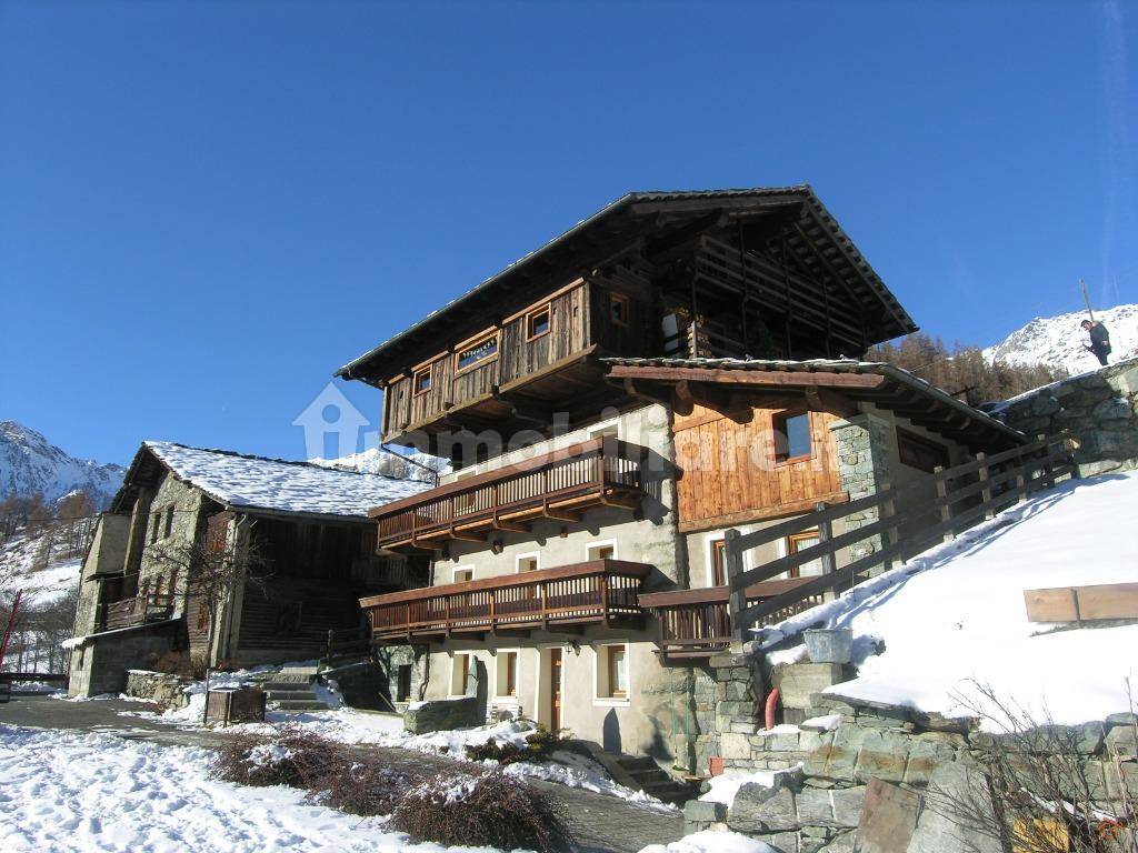 Quadrilocale Località Eriu, Pilaz, Ayas